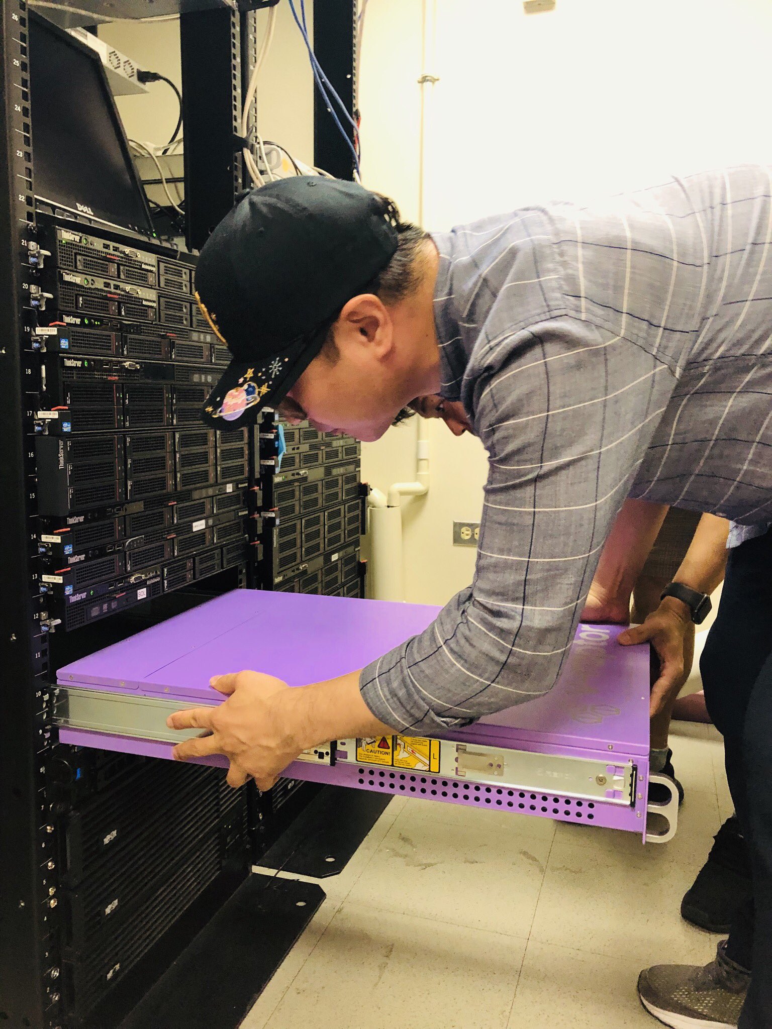 XSLAB V-Raptor SQ ARM 서버 사용기 – Seowon Jung, a haole kama`aina – Hawai`i